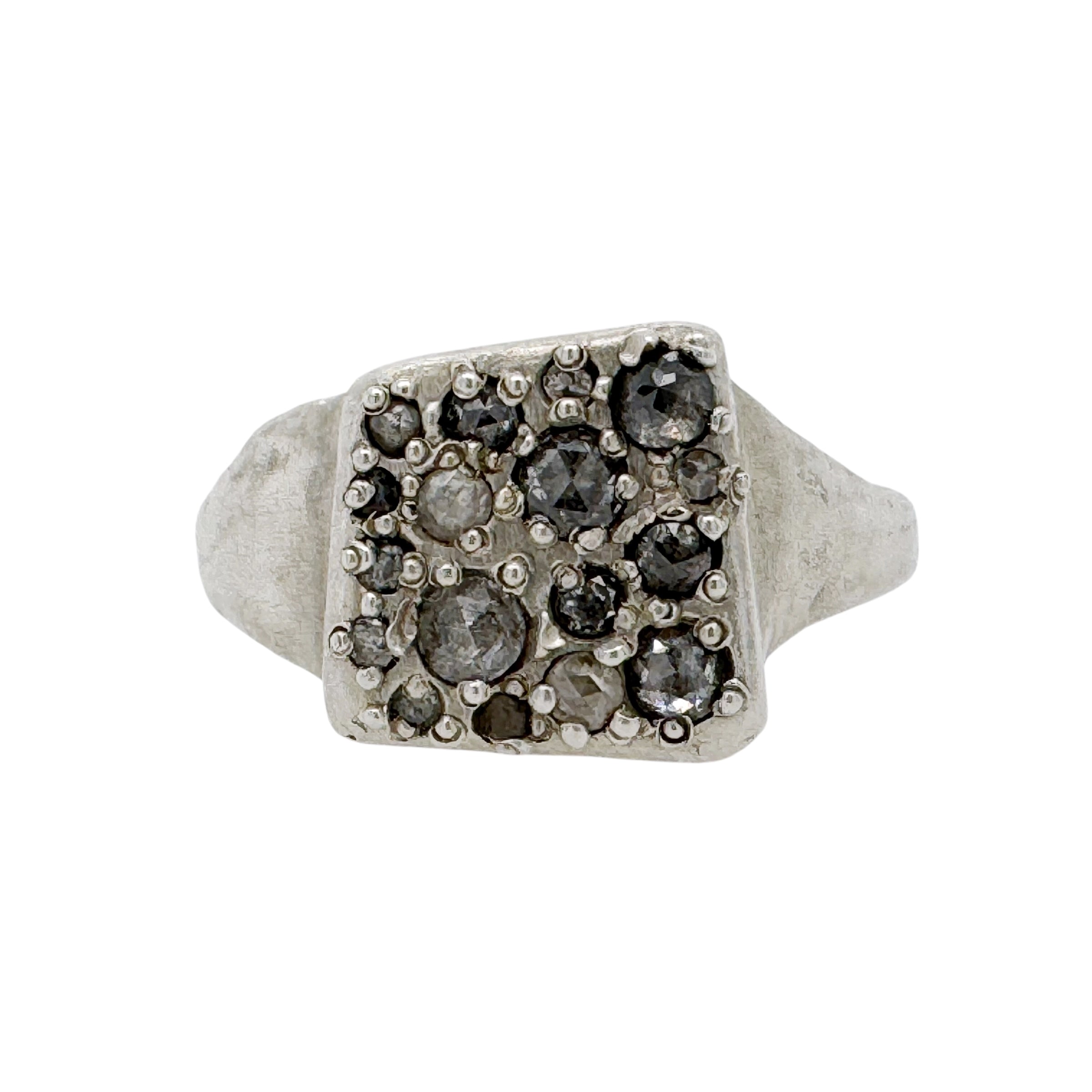 Champagne Diamond Signet Ring - Atelier Narce – Studio Melt